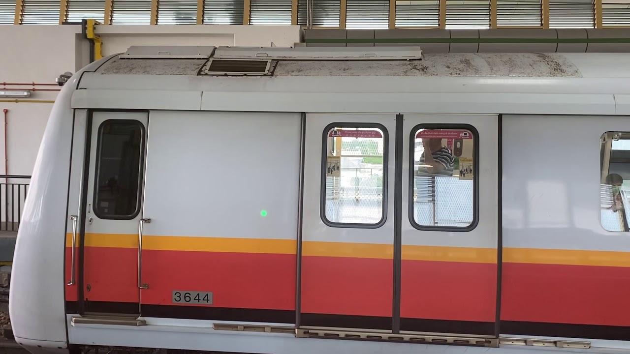 SMRT C151B Set 643/644 on TRN 405 - YouTube