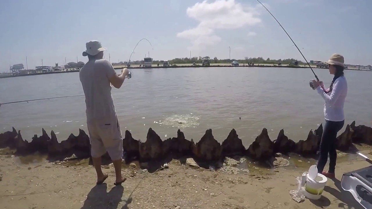 FISHING WITH FAMILY @ ROLLOVER PASS - YouTube