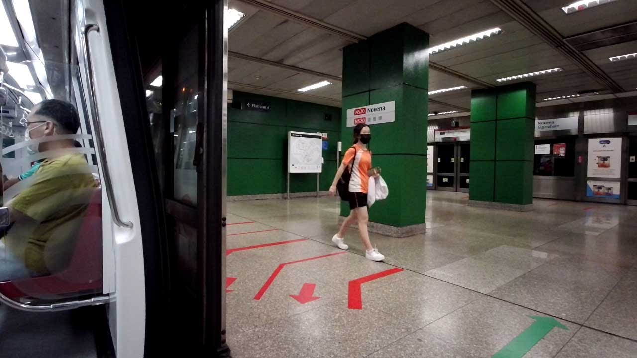 Singapore MRT ride from Orchard to Ang Mo Kio train station - YouTube