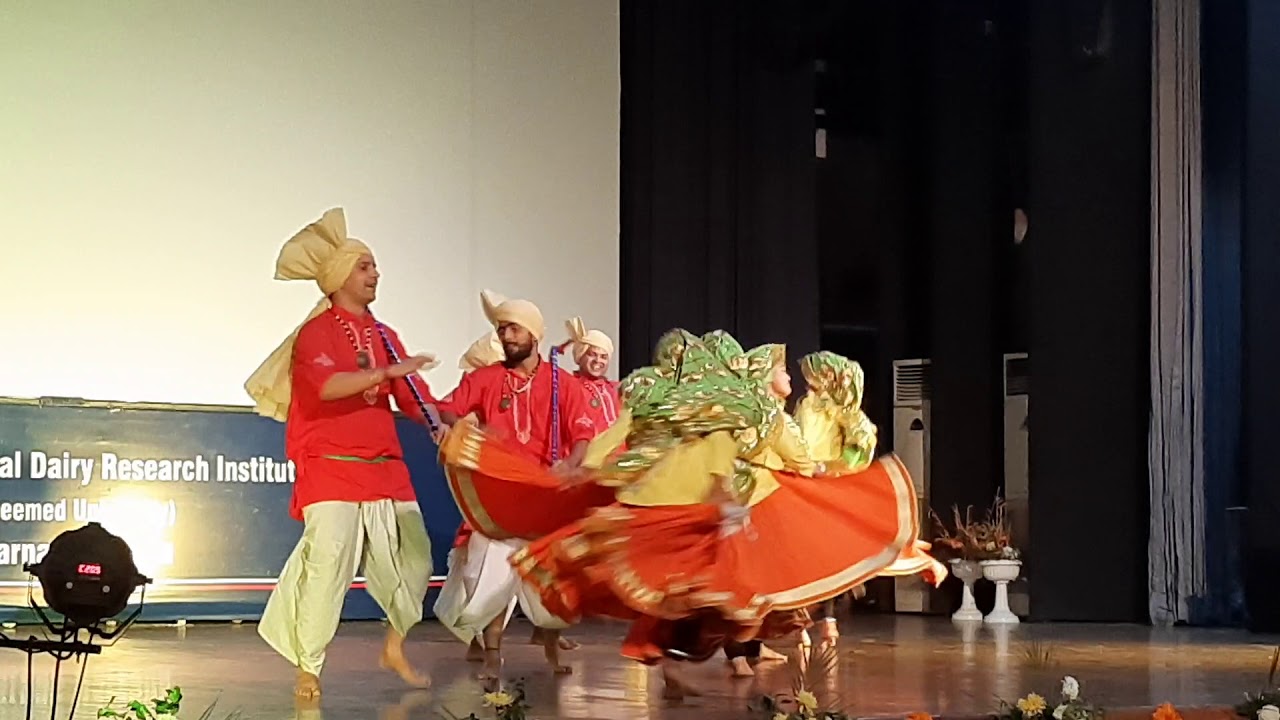 folk dance haryana... - YouTube