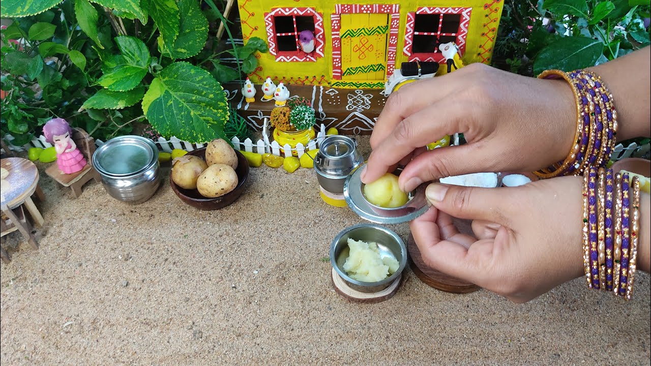Miniature Garlic Potato Rings Recipe | Crispy and Crunchy Potato Rings ...