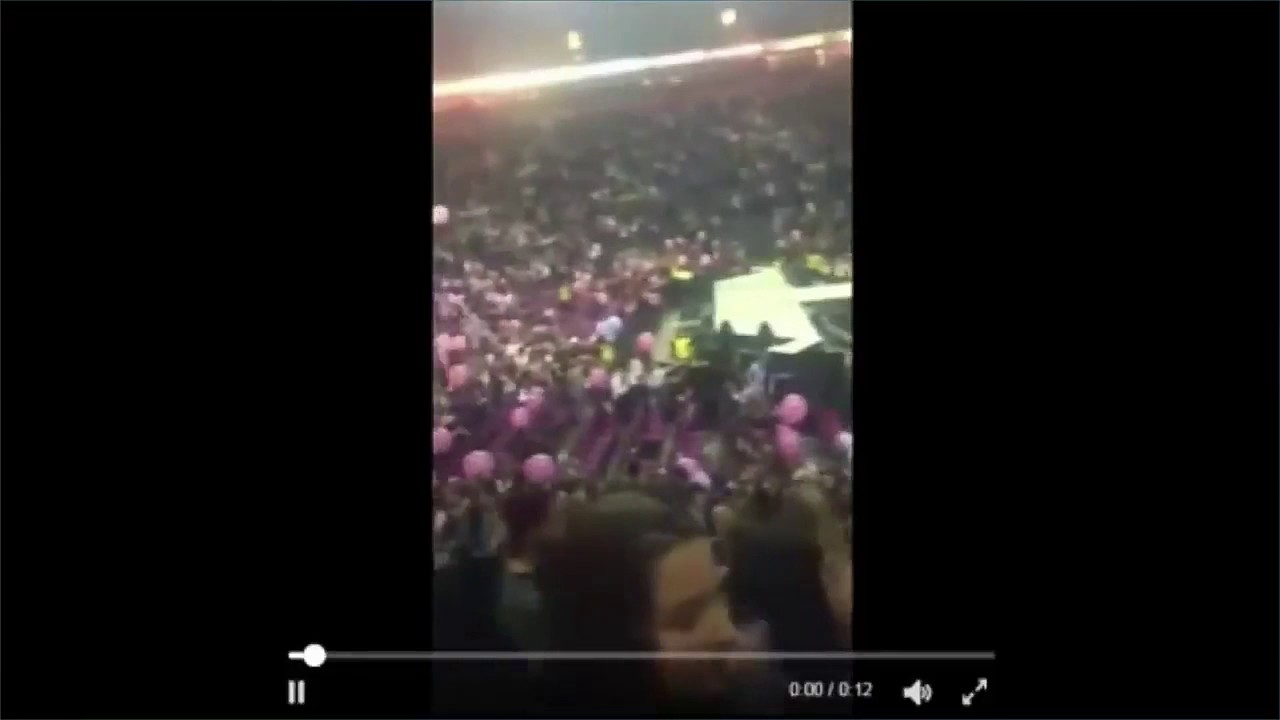 Ariana Grande's Concert Terror Attack at Manchester Arena - Screams 😭 ...