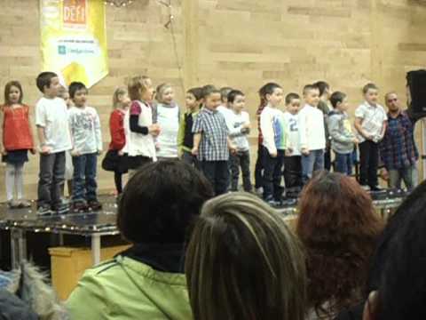 SPECTACLE D'ÉCOLE DE ANNIE CLODE ET WILLIAM 020 - YouTube