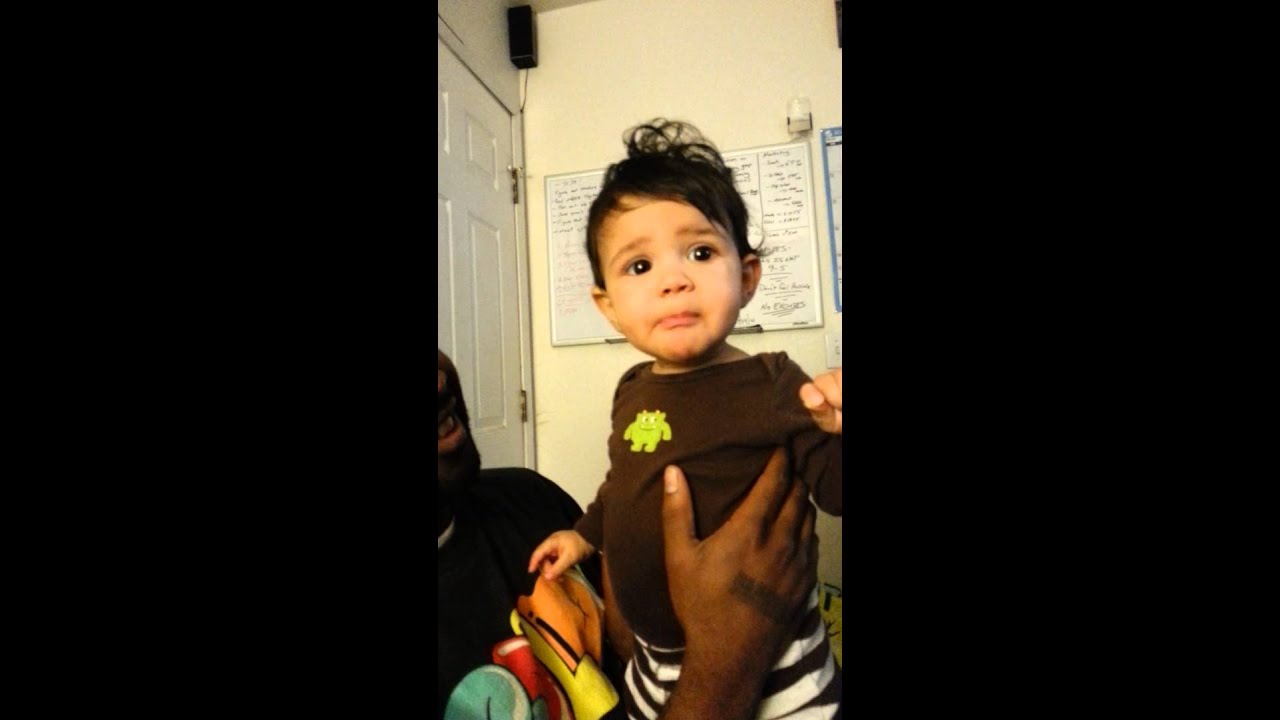 Beatboxing baby - YouTube