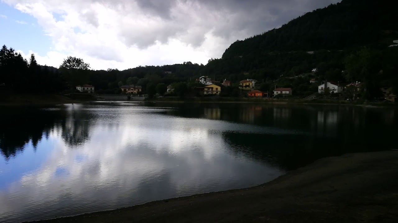Lago Sirino prima della pioggia.. - YouTube