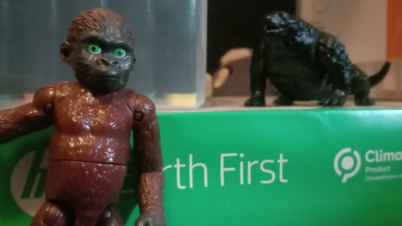 suko with titanus doug review!! (playmates gxk the new empire) - YouTube