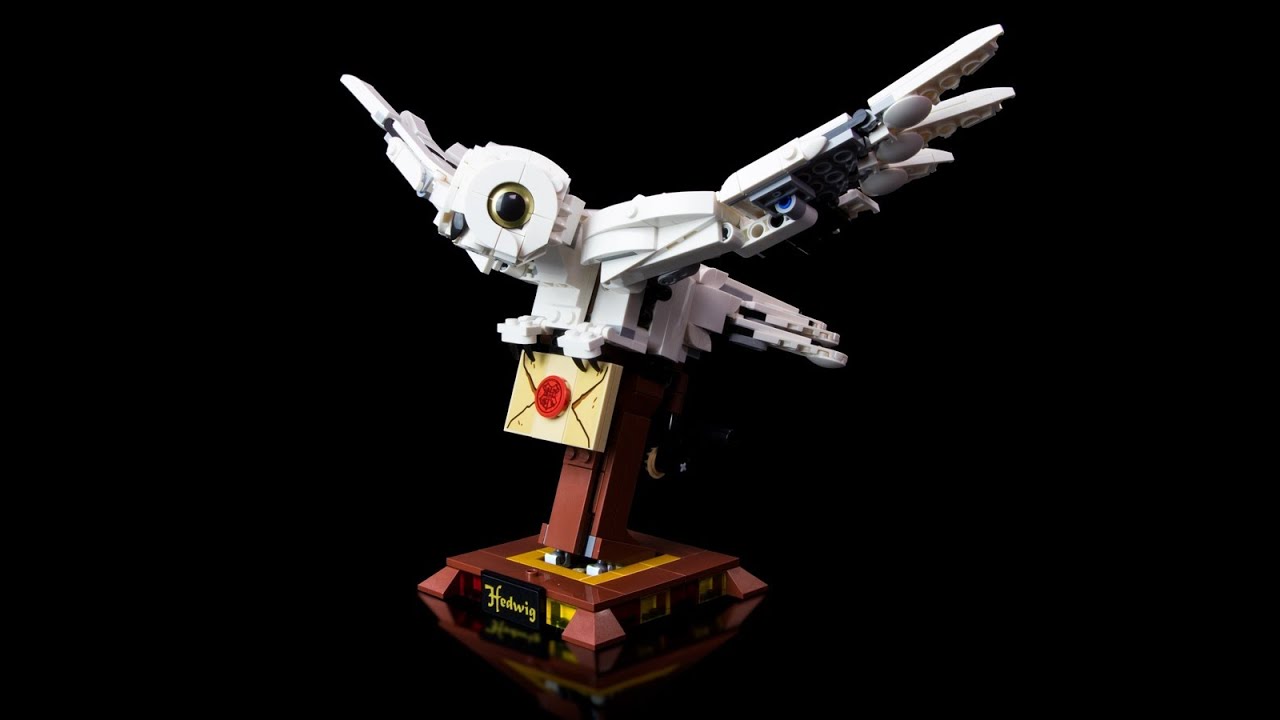 BUILDING: The Harry Potter Lego Hedwig! - YouTube
