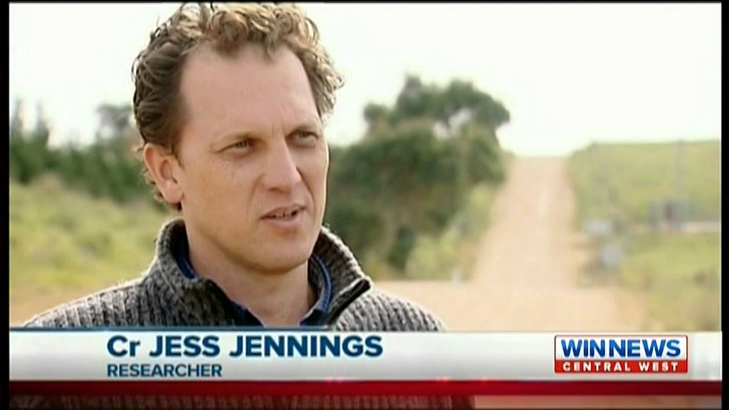 Jess Jennings Vale Circuit - YouTube