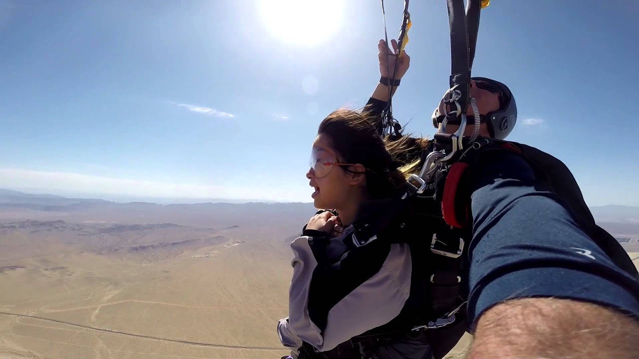 Sin City Skydiving - YouTube