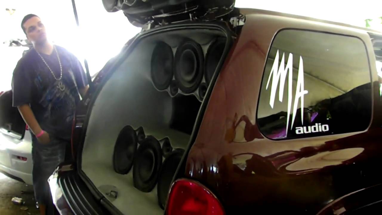 JUNGLE SOUND CENTER 3ER AUTO SHOW DEL CENTRO B&C SPEAKERS - YouTube