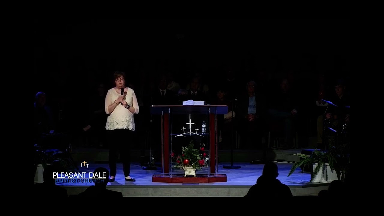 Christmas 22 - Breath of Heaven (Wanda Ewing) - YouTube