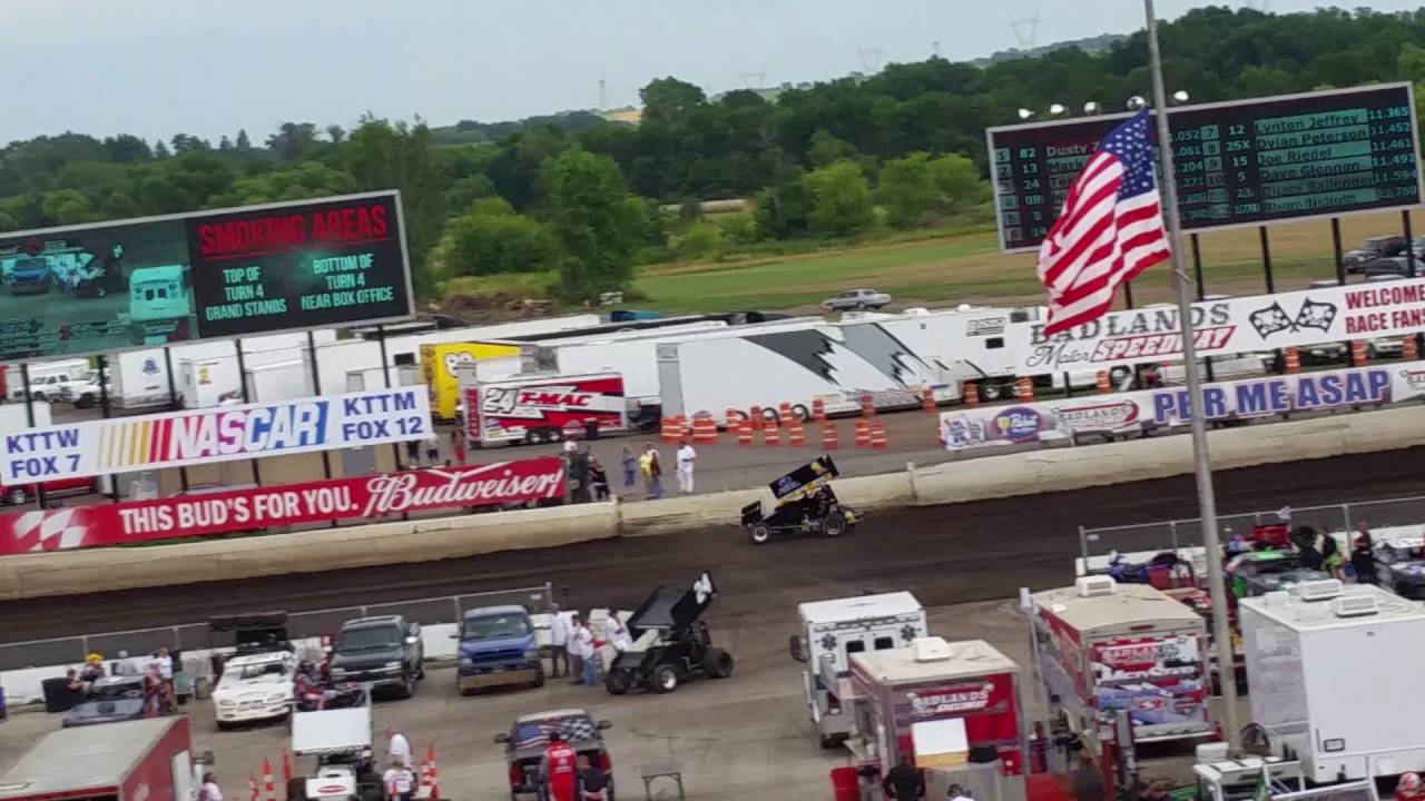 Badlands Motor Speedway | Still on time trials part 2 - YouTube