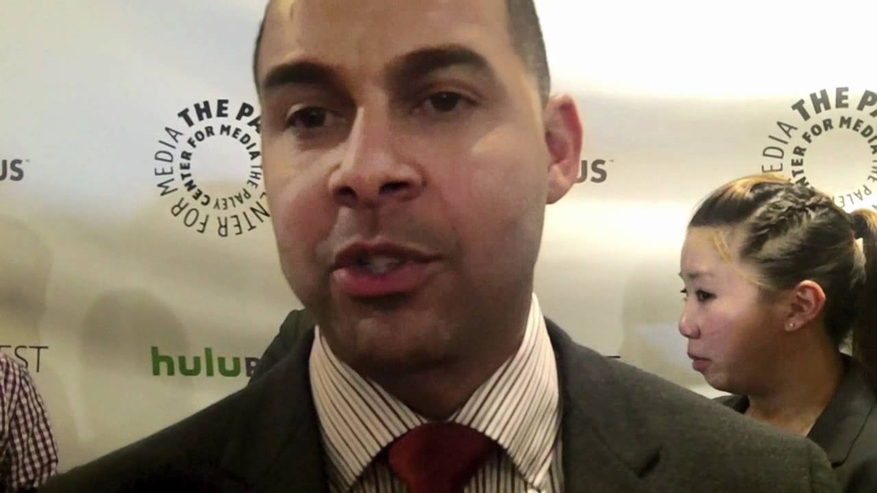 CASTLE: Jon Huertas talks Esposito's relationships with Lanie and ...