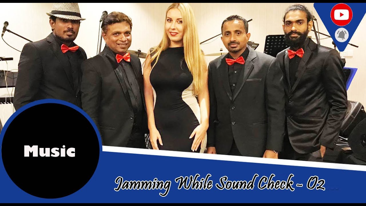 Jamming While Sound Check Live Band O2 - YouTube