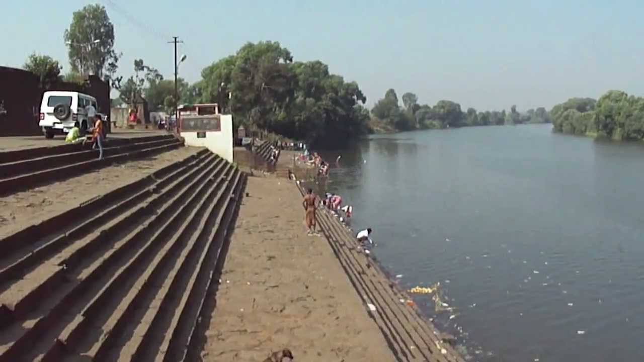 Panchaganga River - Kolhapur on 09-02-2013, 10:30am - YouTube