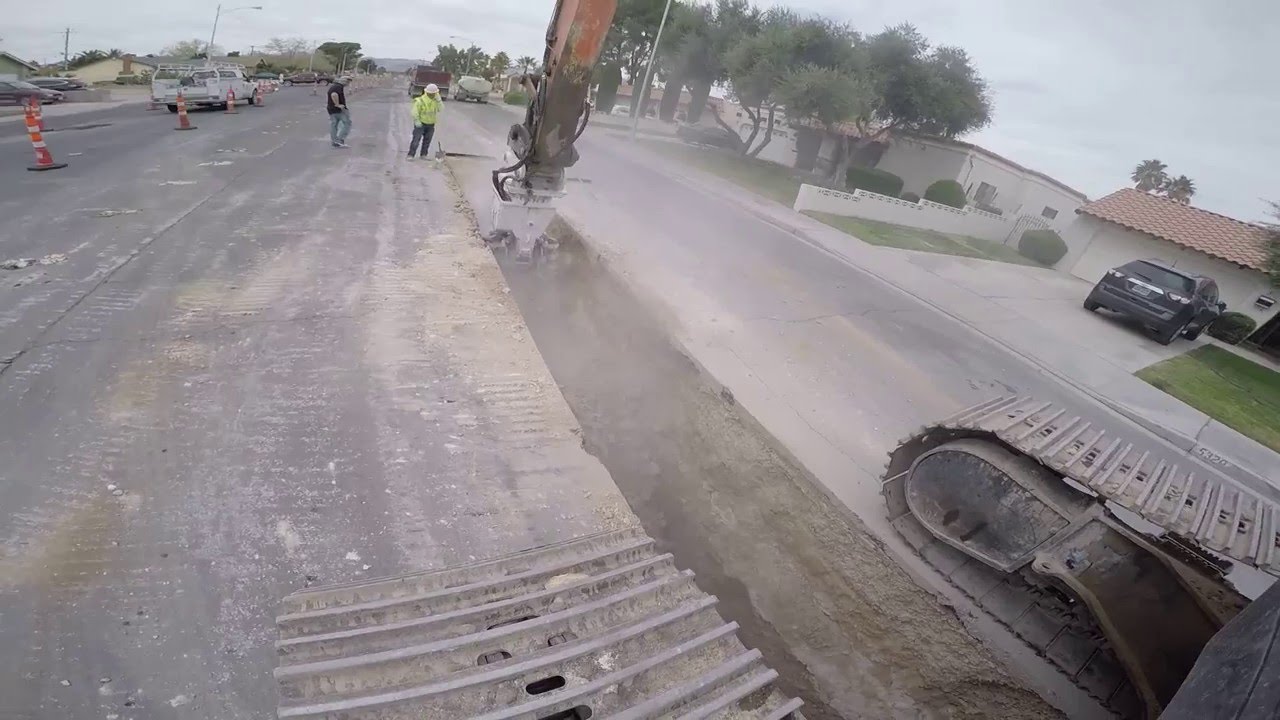 [Trench] Antraquip Rock Grinder Cutting Las Vegas Rock - YouTube