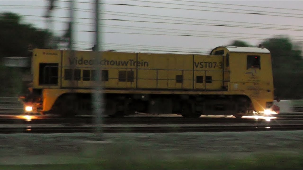 Video inspection train ( NS class 2200 ) glowing in the dark ...
