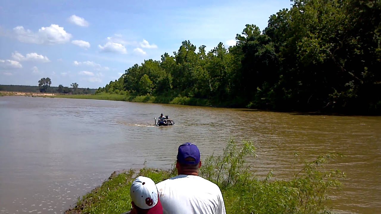 ATV floating in the river - YouTube