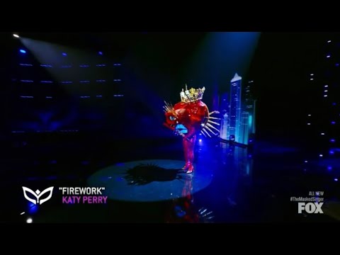 Queen Of Hearts Performs \
