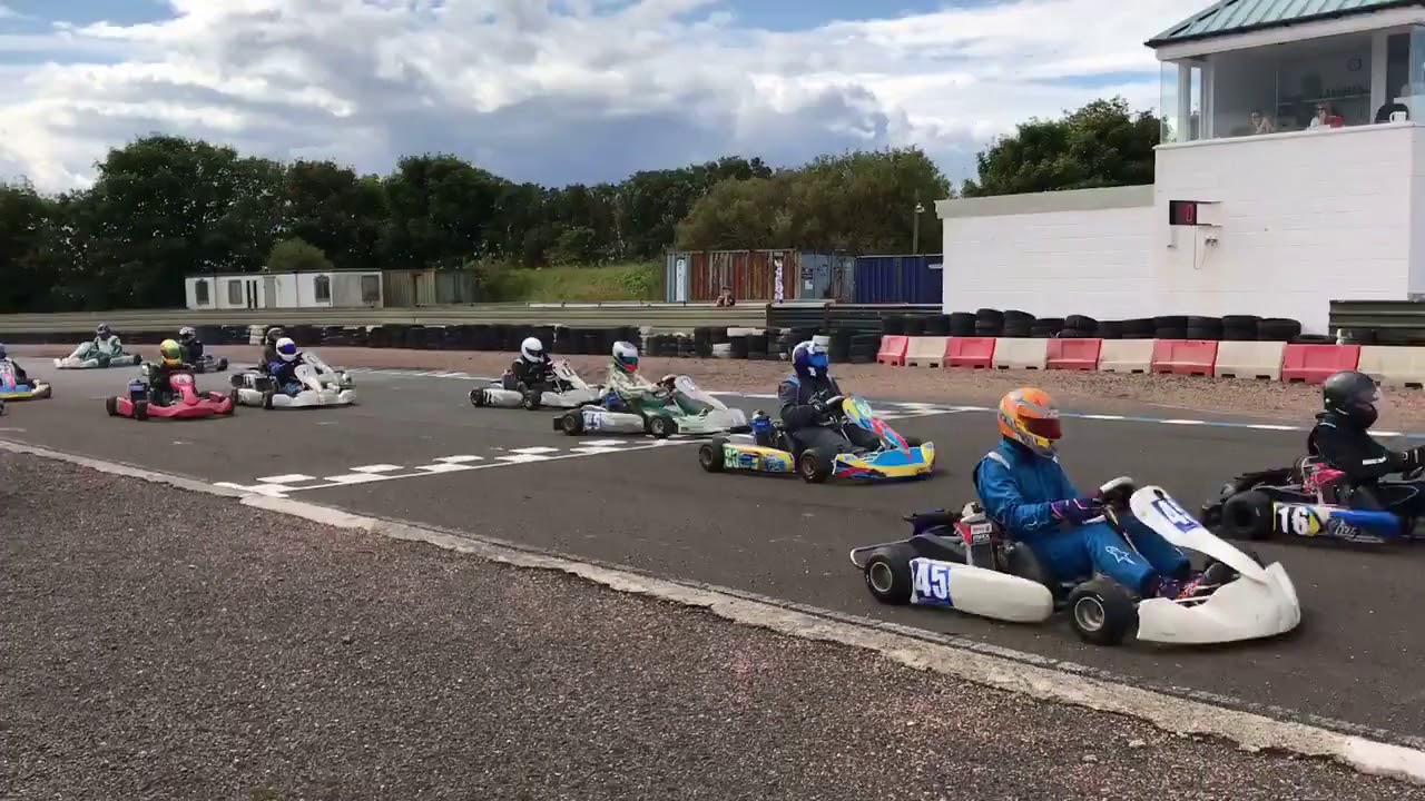 ESKC Le Mans Start - YouTube