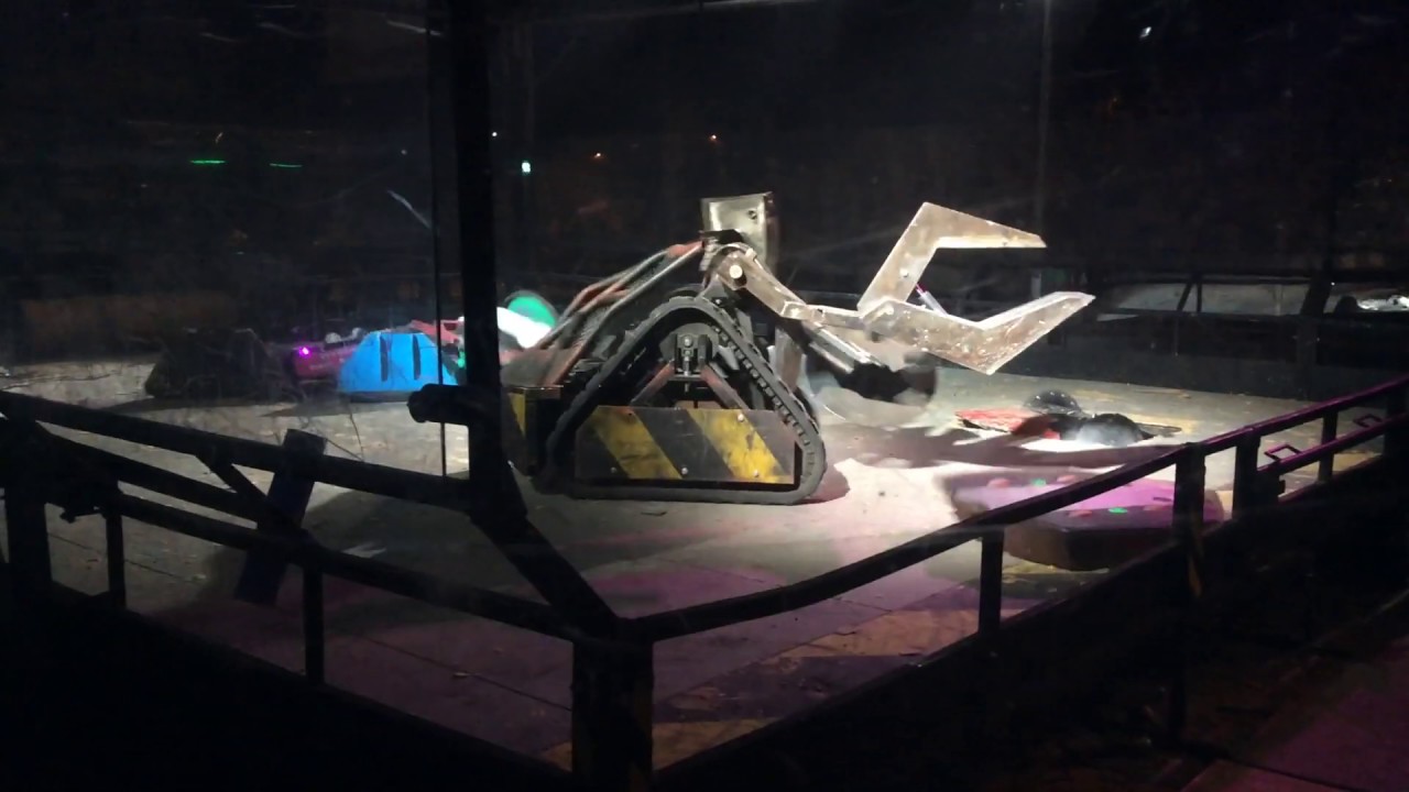 Robots Live Stevenage 2019: End Of Show Heavyweight Rumble - YouTube