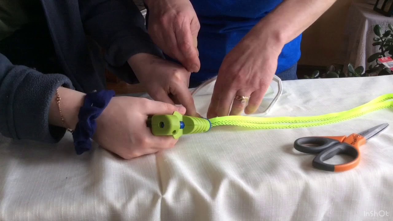 How to make a simple, yet effective mask - YouTube