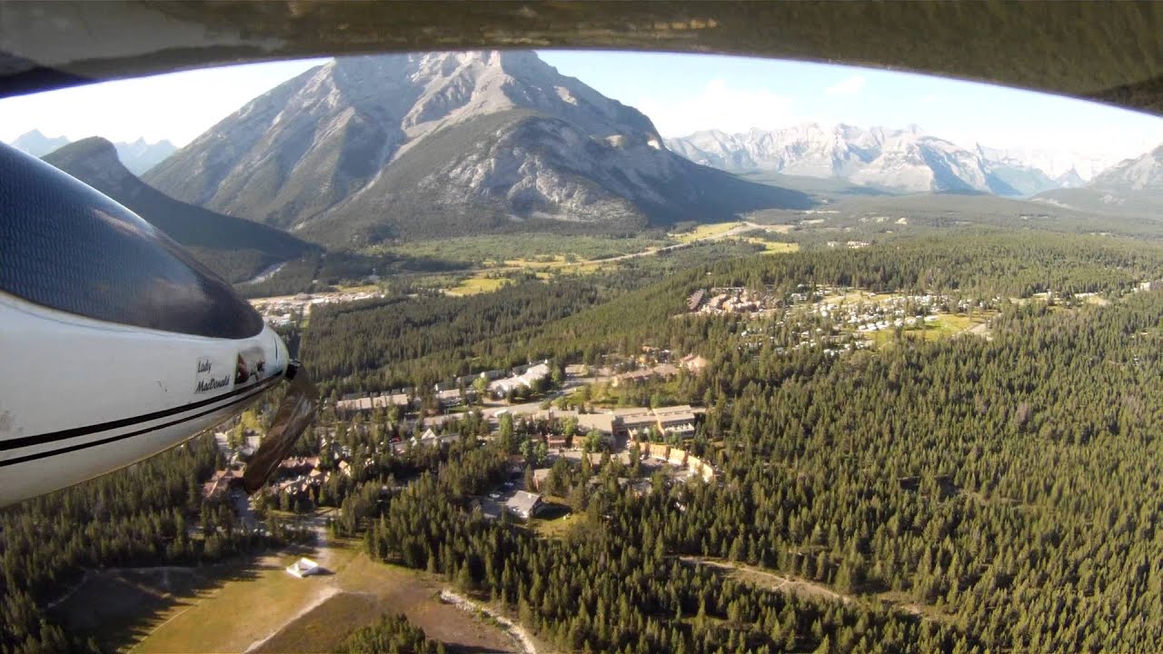 Glider (Sailplane) in Banff on Tunnel Mountain - YouTube