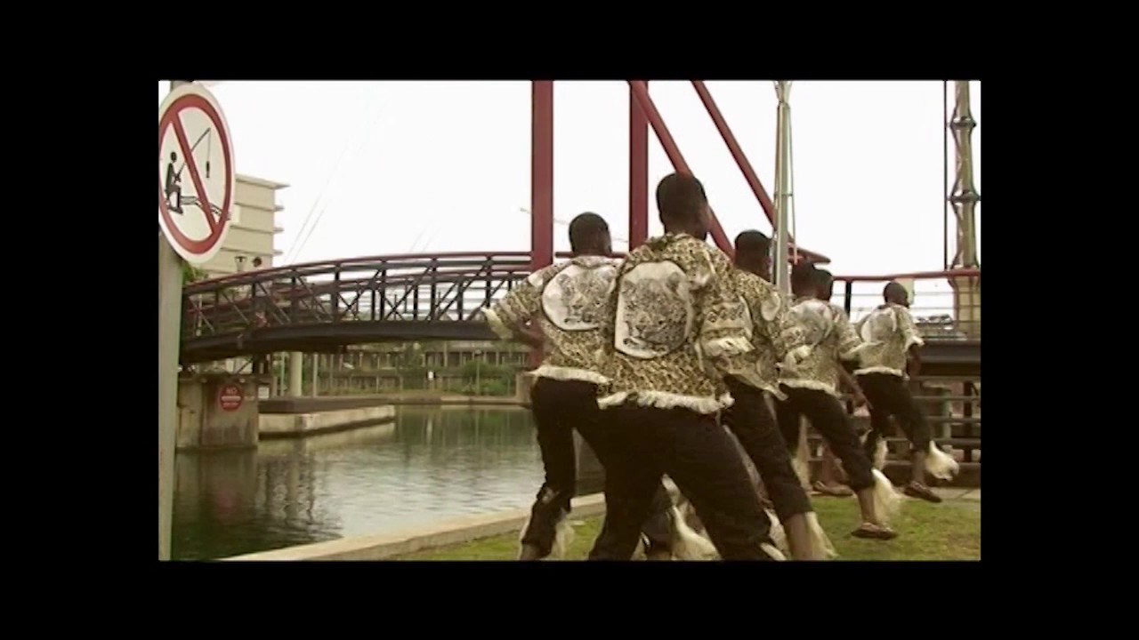 Amagcokama - Ezamabheka (Official Music Video) - YouTube