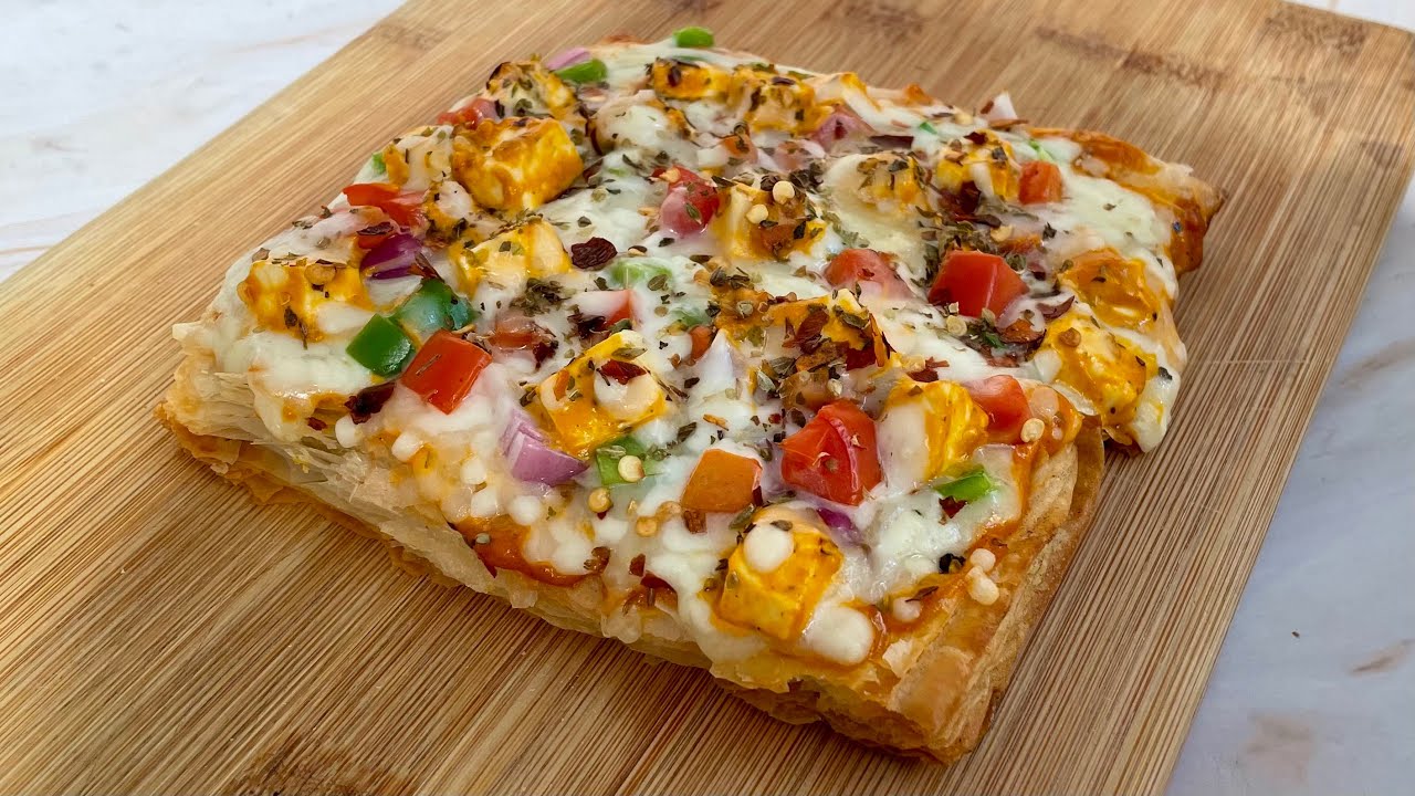 Crispy Patty Pizza in 5 Mins in Kadai | Street Style Patty Pizza | Aloo ...