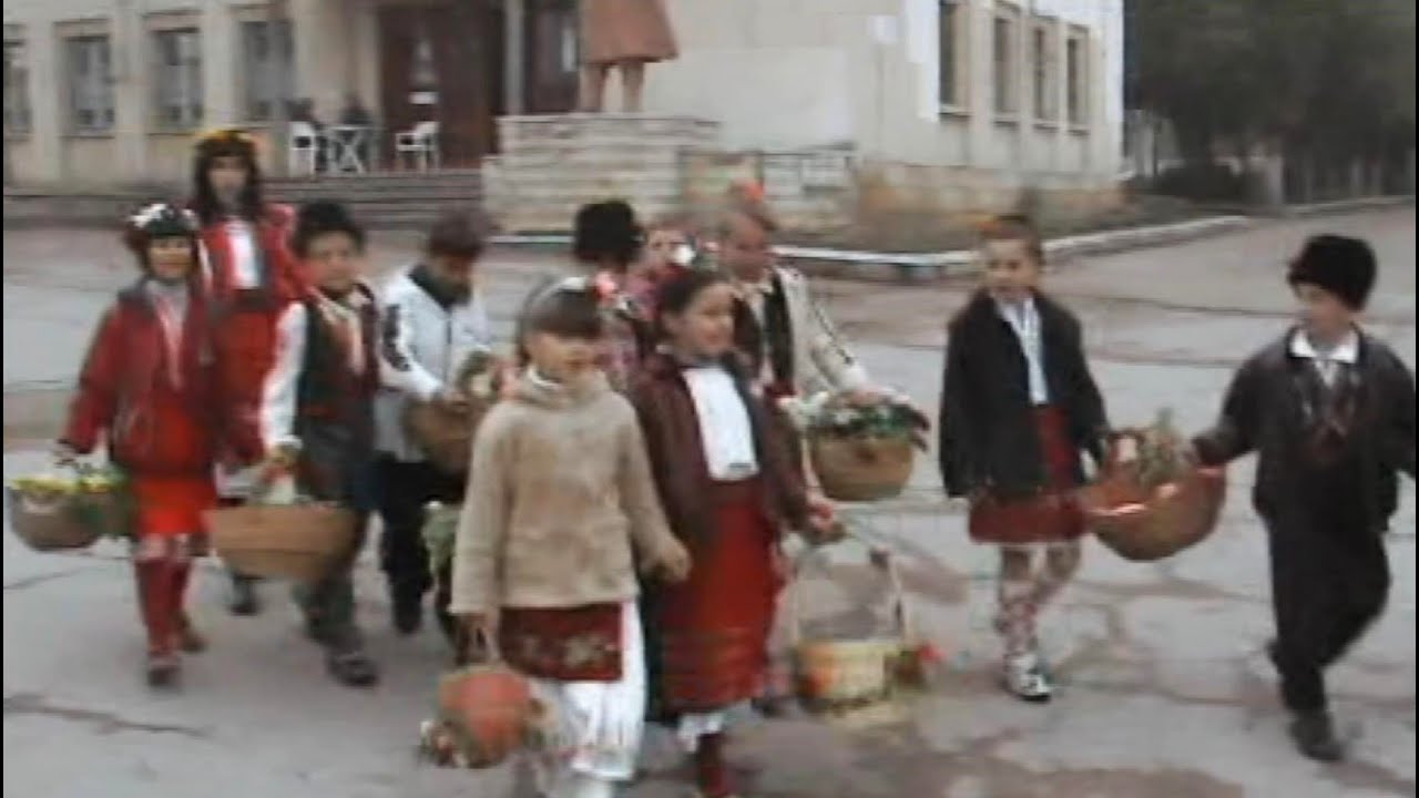 ЛАЗАРУВАНЕ - Гъмзово (2008) / Lazarice - Gamzovo (2008) - YouTube