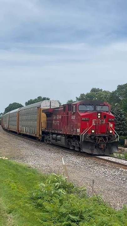Horn salute from CP 8630 on Eastbound Autoracks. MP 289.0 at Dakota, MN - YouTube