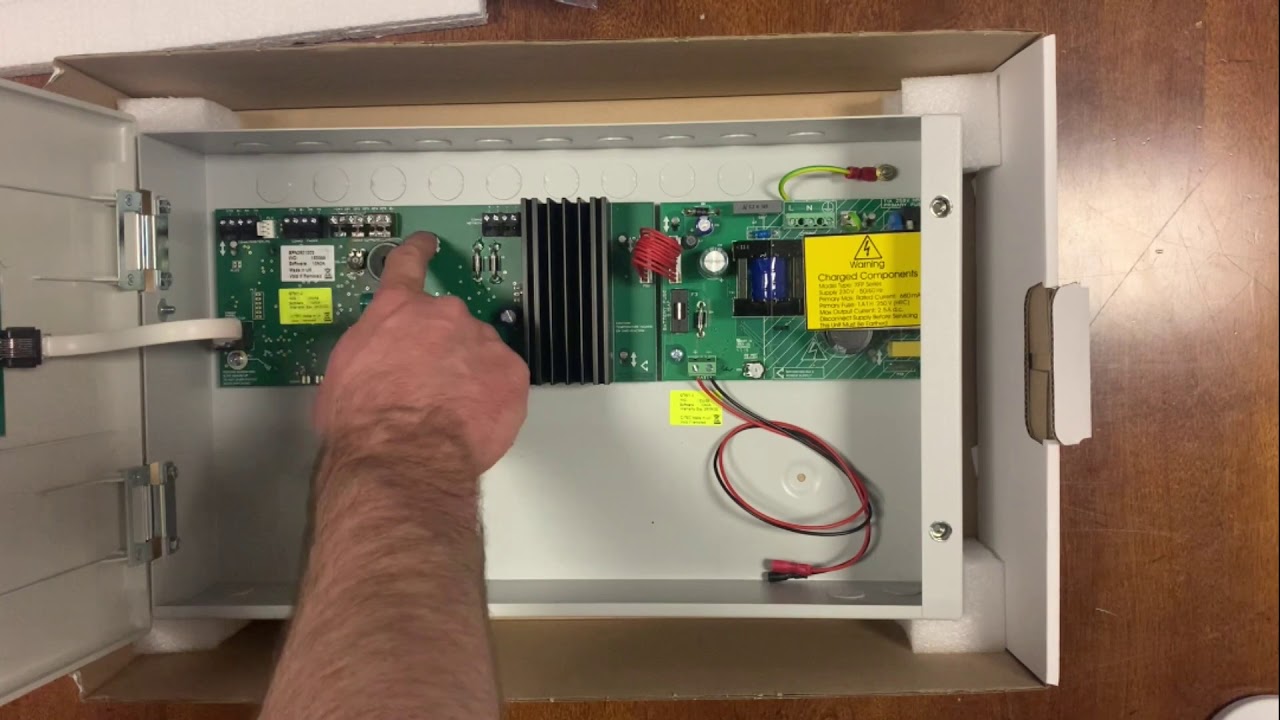 Qt601 2 Quantec Nurse Call Network Controller Youtube