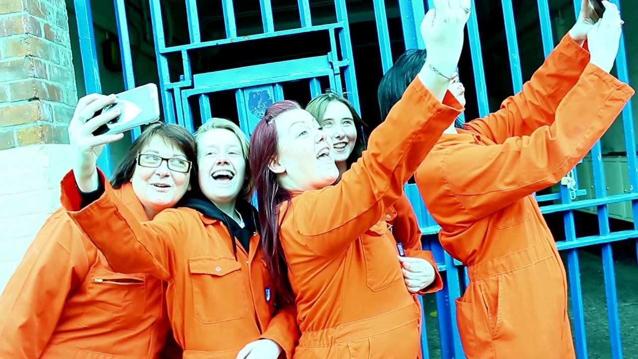 Prison Escape 101, Episode 11 - Cellfies! - YouTube