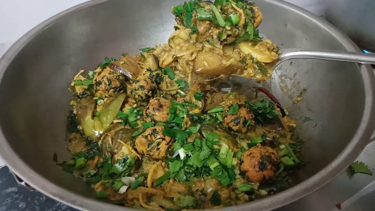 Surti Undhiyu Recipe in Gujarati | Undhiyu Recipe in Gujarati ...
