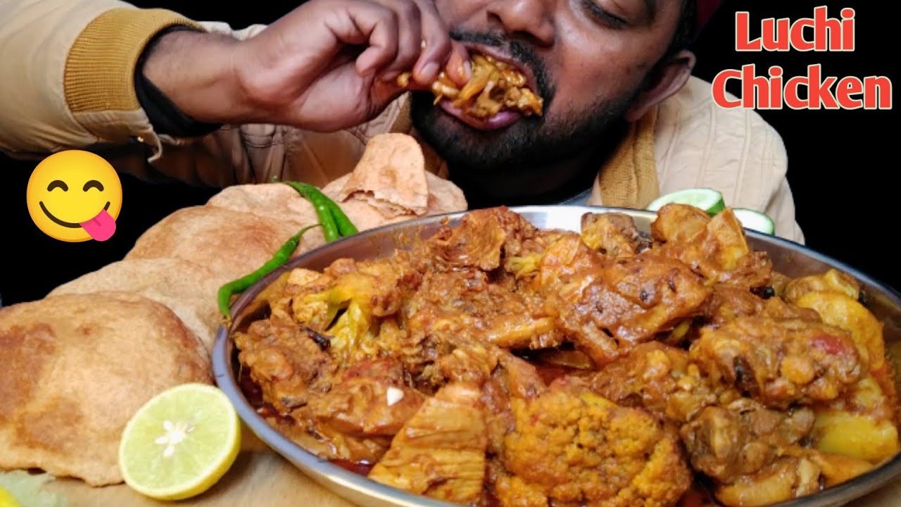 Luchi/Puri And Cauliflower Chicken Masala Curry Eating, Chicken Liver ...