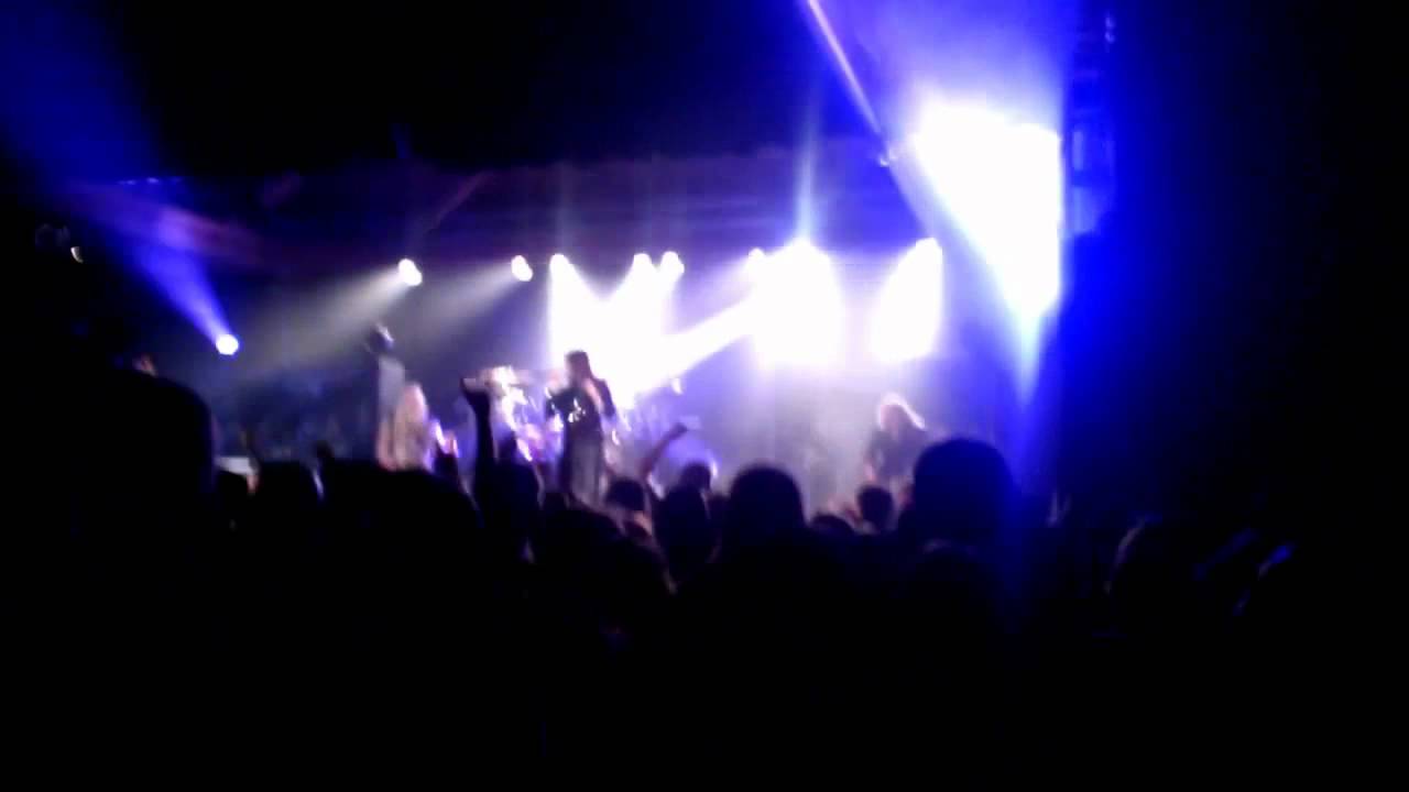 Nightwish - Storytime (Live with Floor Jansen) Seattle 1/10/2012 - YouTube