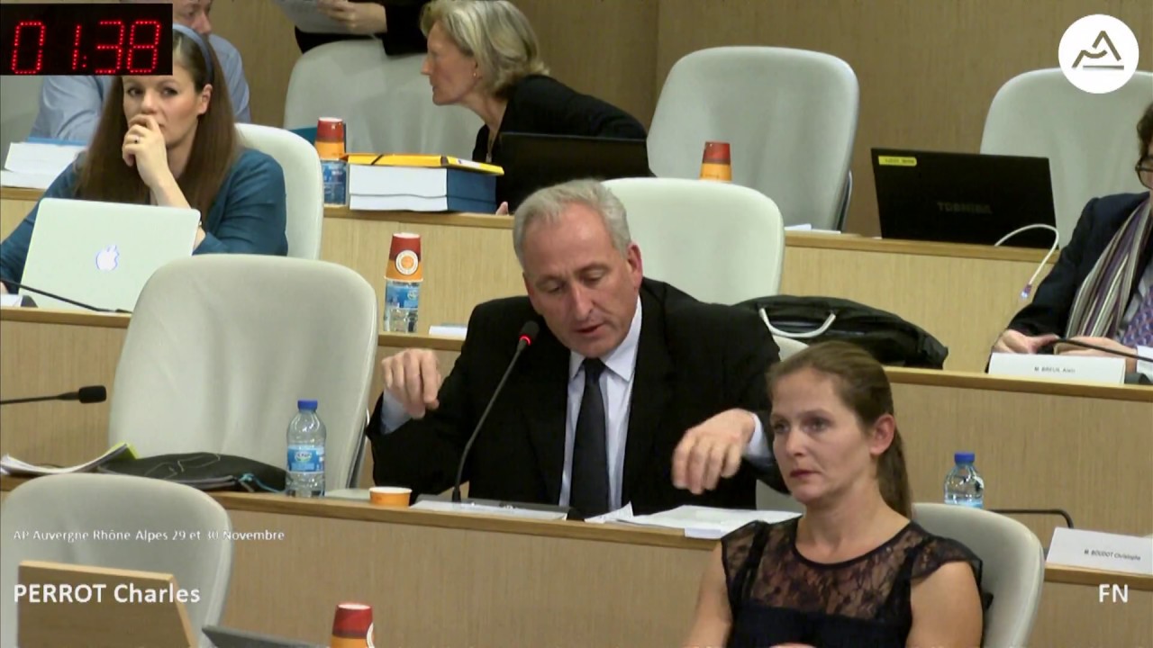 Charles Perrot (FN) sur le rapport régional de la Cours des comptes ...