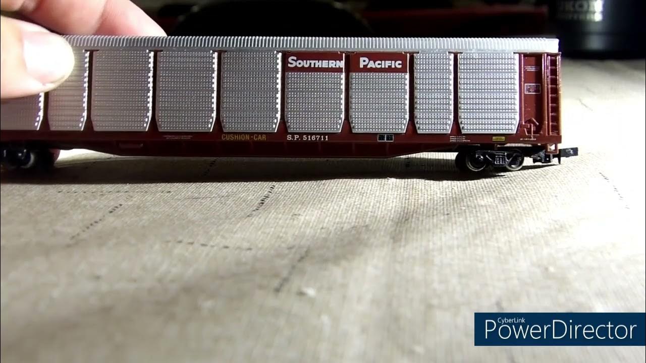 N Scale Con-Cor 89' Southern Pacific Autorack - YouTube