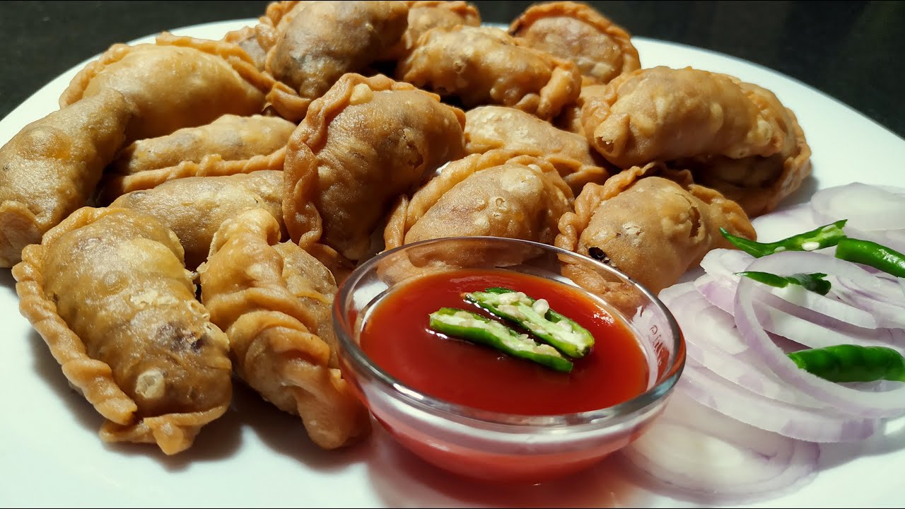 Chilli Egg Fried Momos I Fried Momos - YouTube