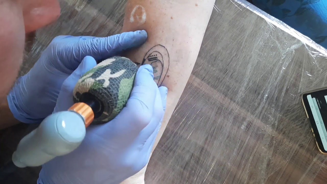 Alfa Romeo Tattoo - YouTube