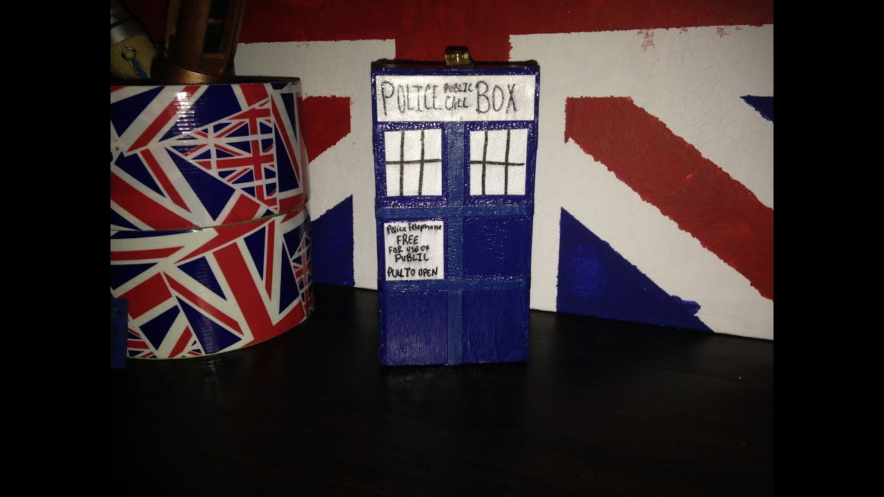 Mini Tardis | Doctor Who DIY - YouTube