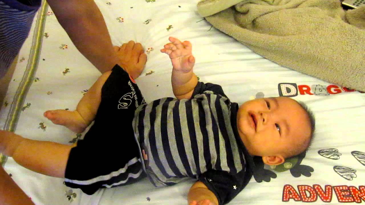 when blowing toward the baby's face ... - YouTube