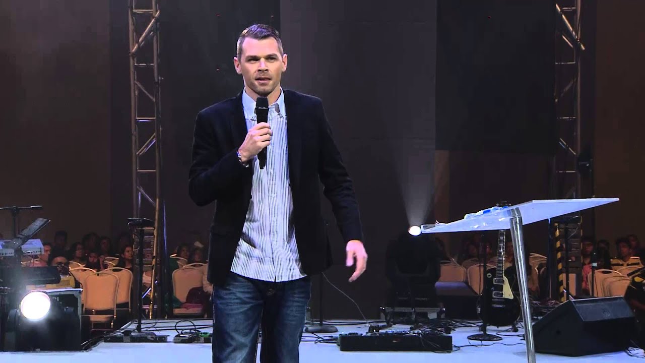 JESUS FESTIVAL 2014 DAY 2 Morning Rally 1 Pastor Ryan Rufus - YouTube