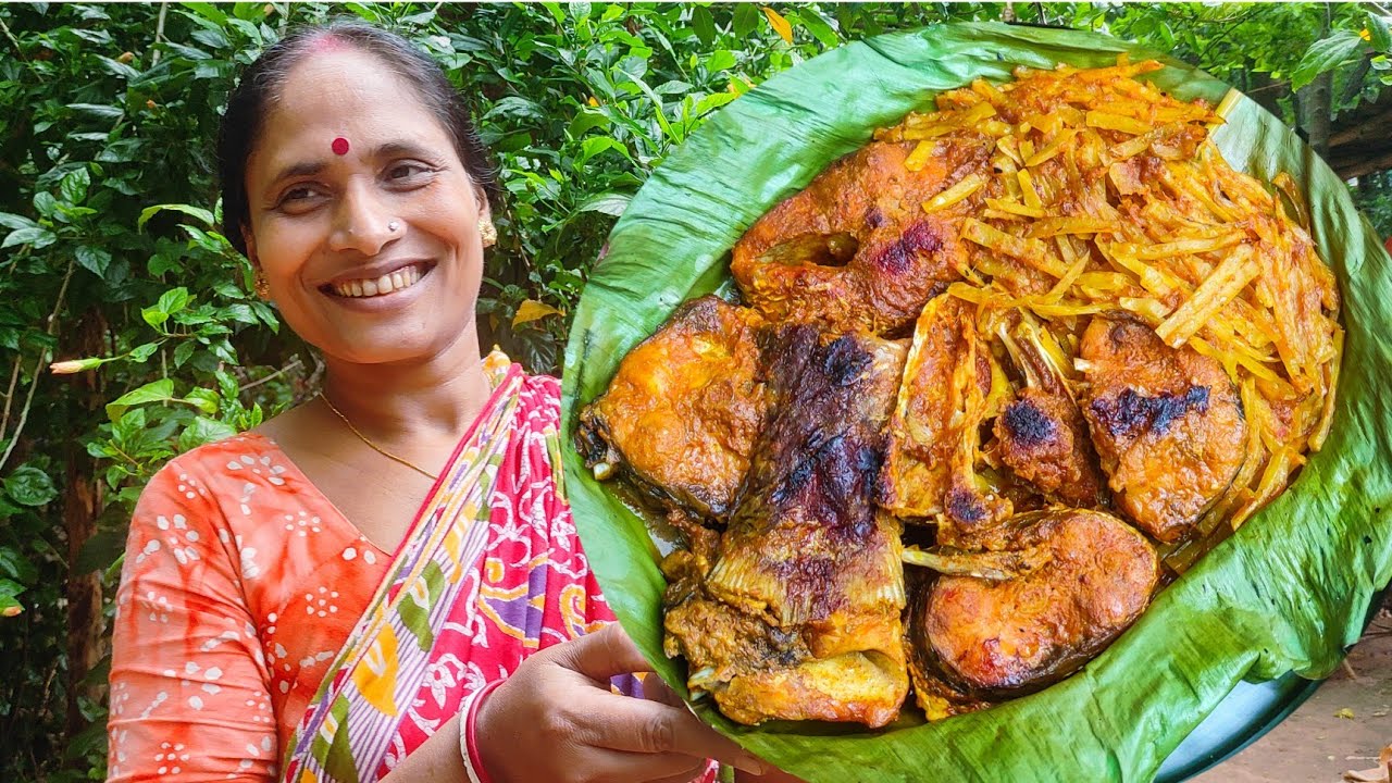 কলা পাতায় মিরিক মাছ পাতুরি।Mirik fish paturi in banana leaves - YouTube