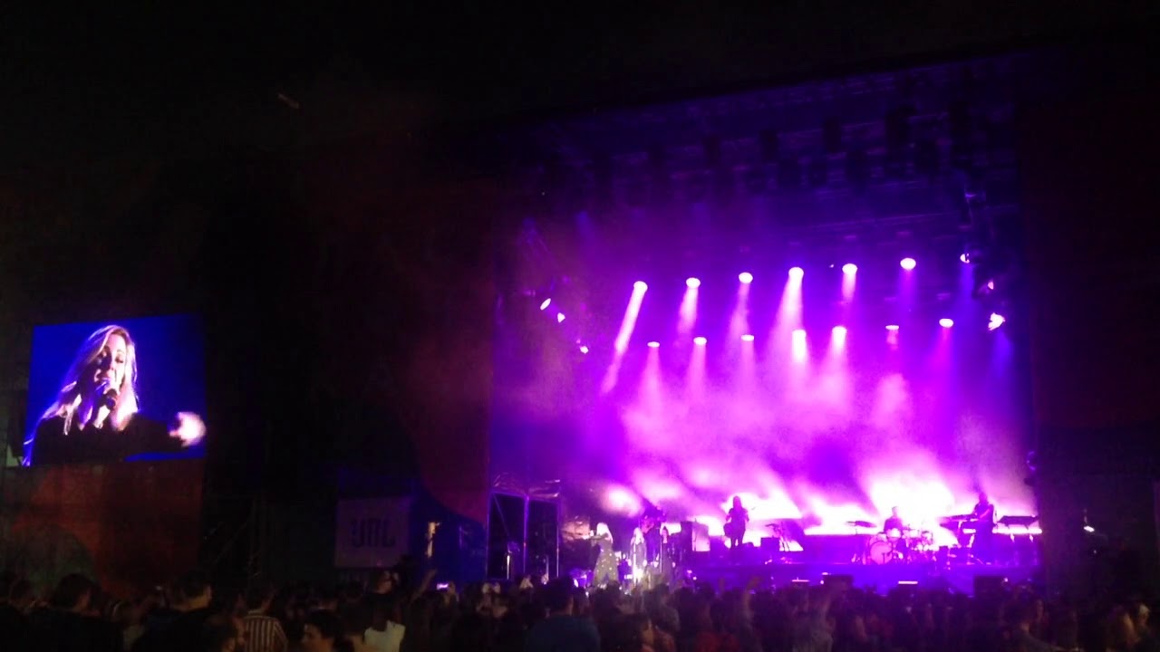 Ellie Goulding- part of Army (Live in Moscow 2017) - YouTube