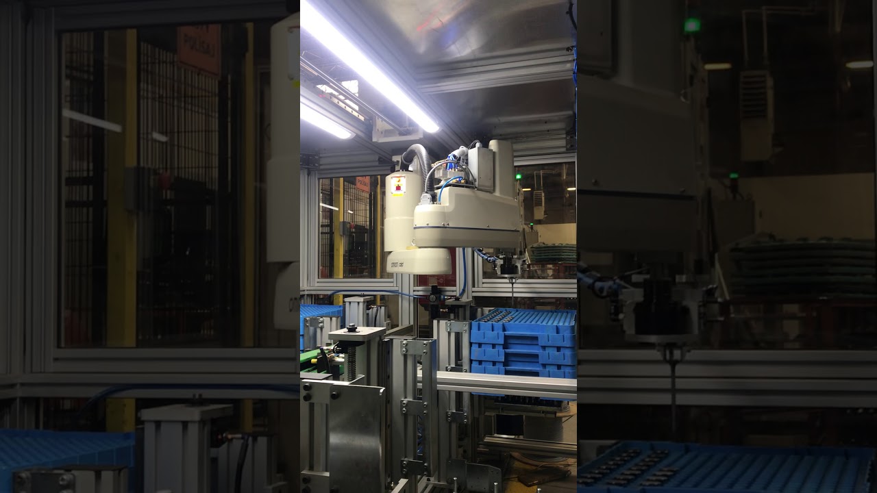 Omron|Adept Scara Robot - YouTube