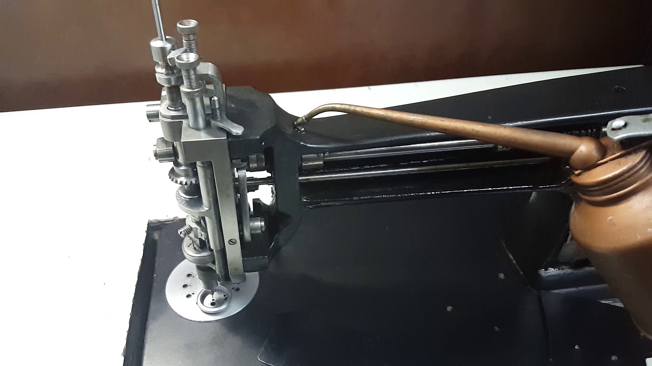 Oiling the Singer 114w103 - Part 1 of 3 - YouTube