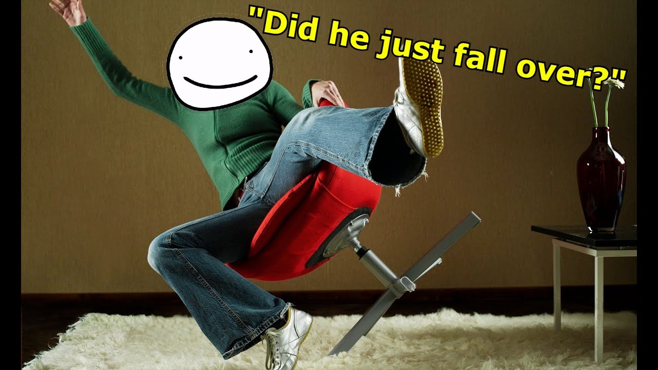 Dream Falls Off His Chair #dreamfell - YouTube