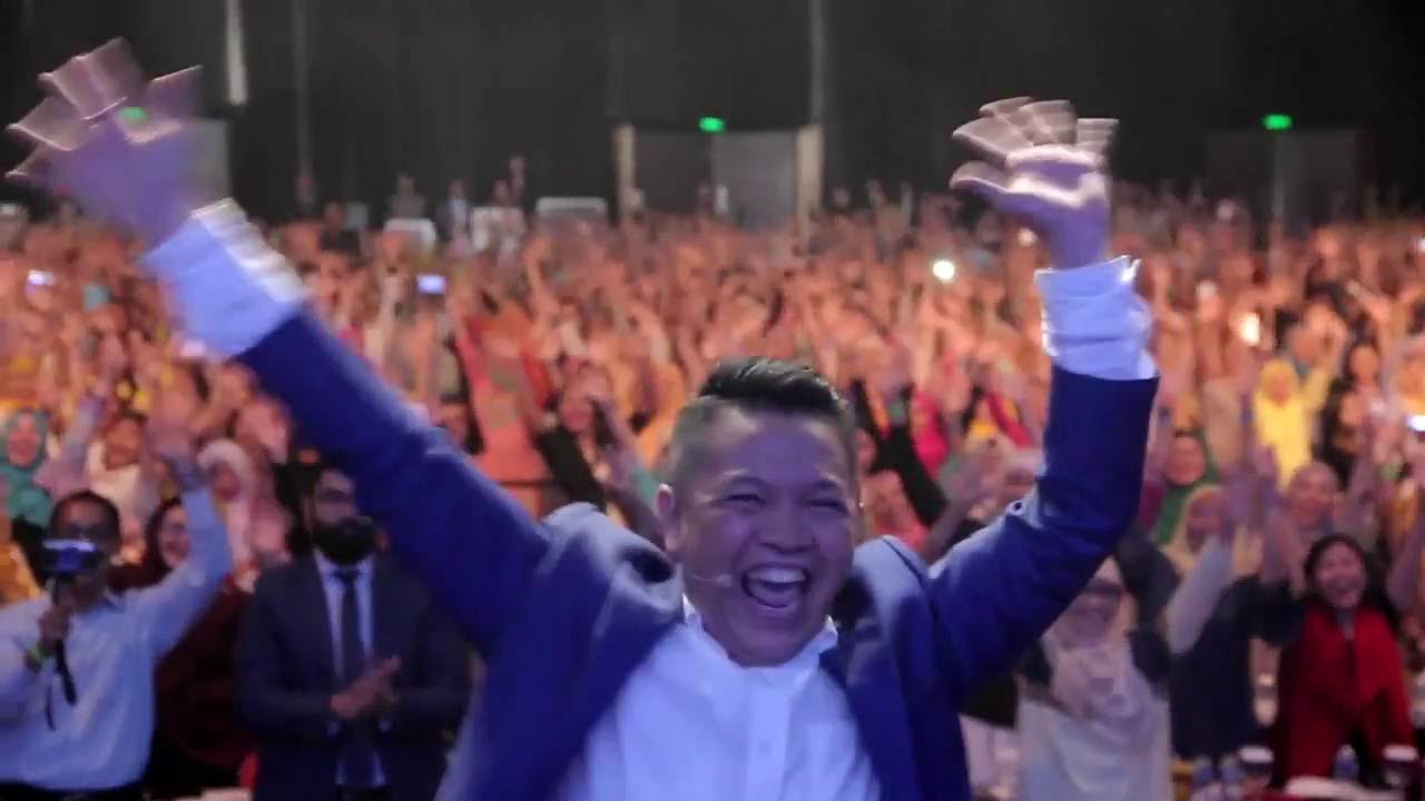 Remaja Tampubolon- Motivational Session for Oriflame Indonesia ...