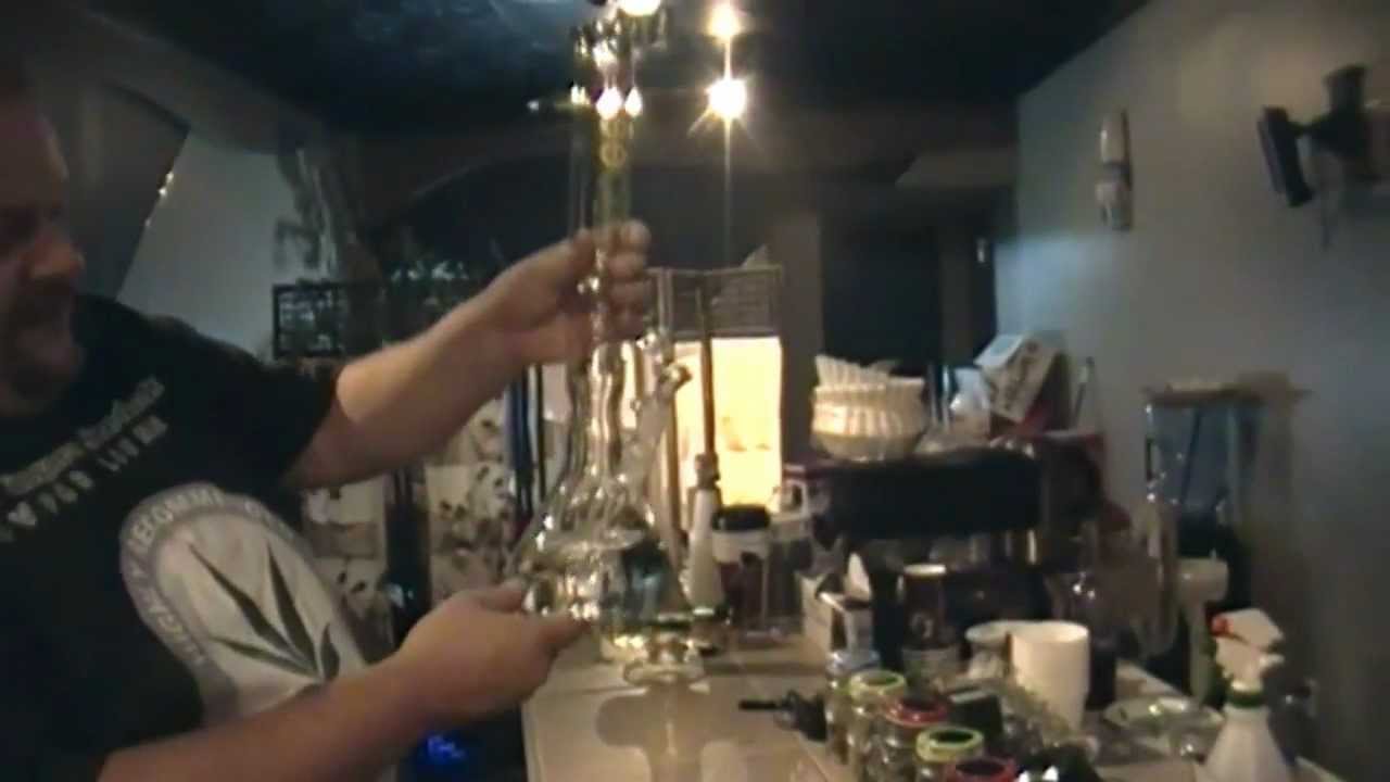 Cheech Bong Demo - YouTube